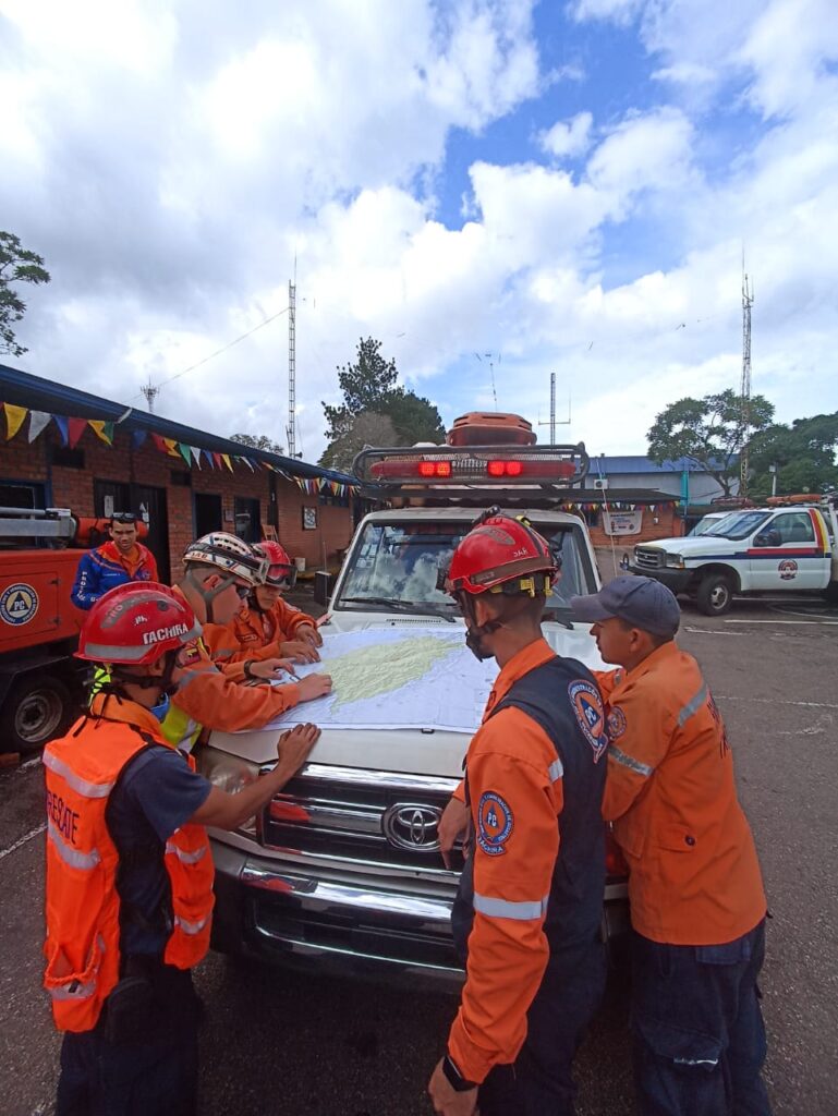 Freddy Bernal 8 Funcionarios De Protección Civil Táchira Apoyarán